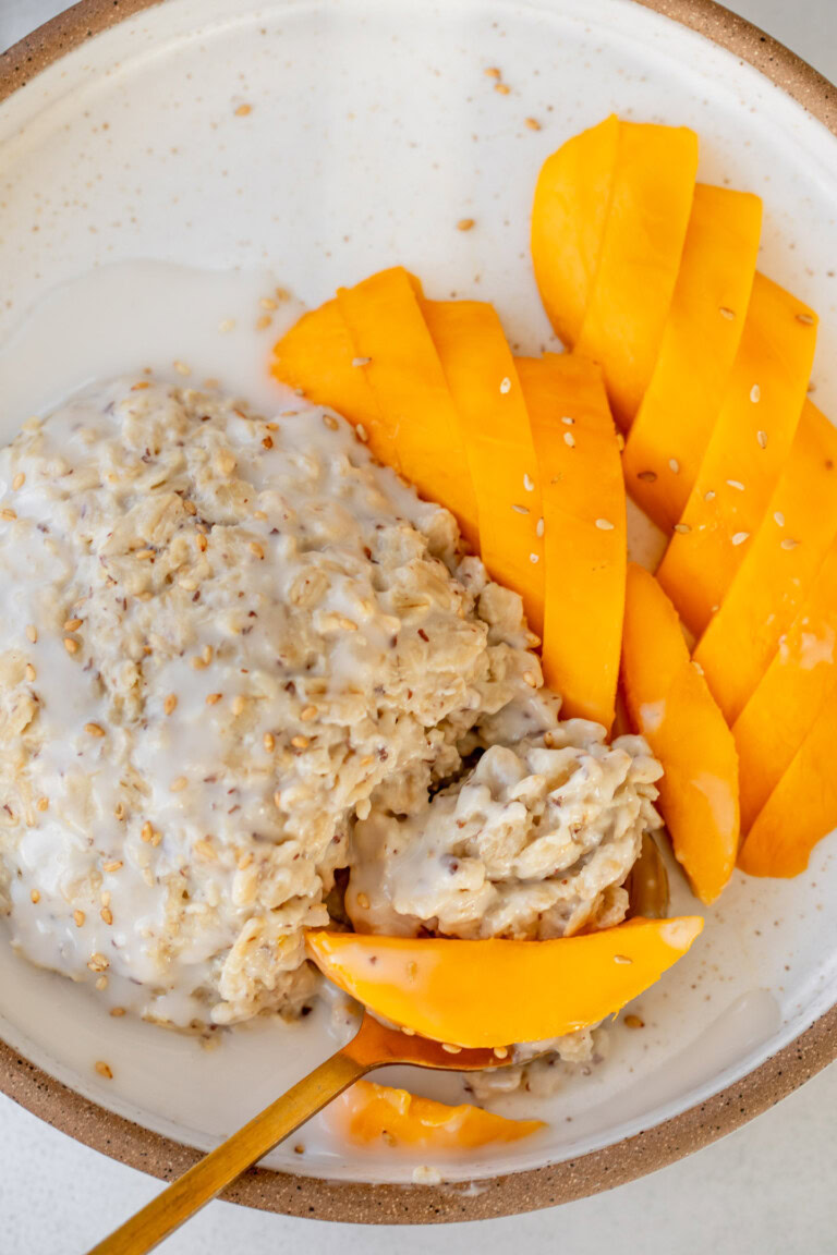 Mango Sticky Oatmeal - Plant Based RD